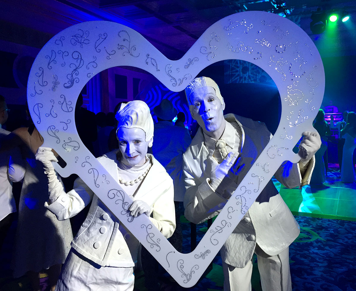 IZIT? Entertainment | Brisbane Entertainment Hire